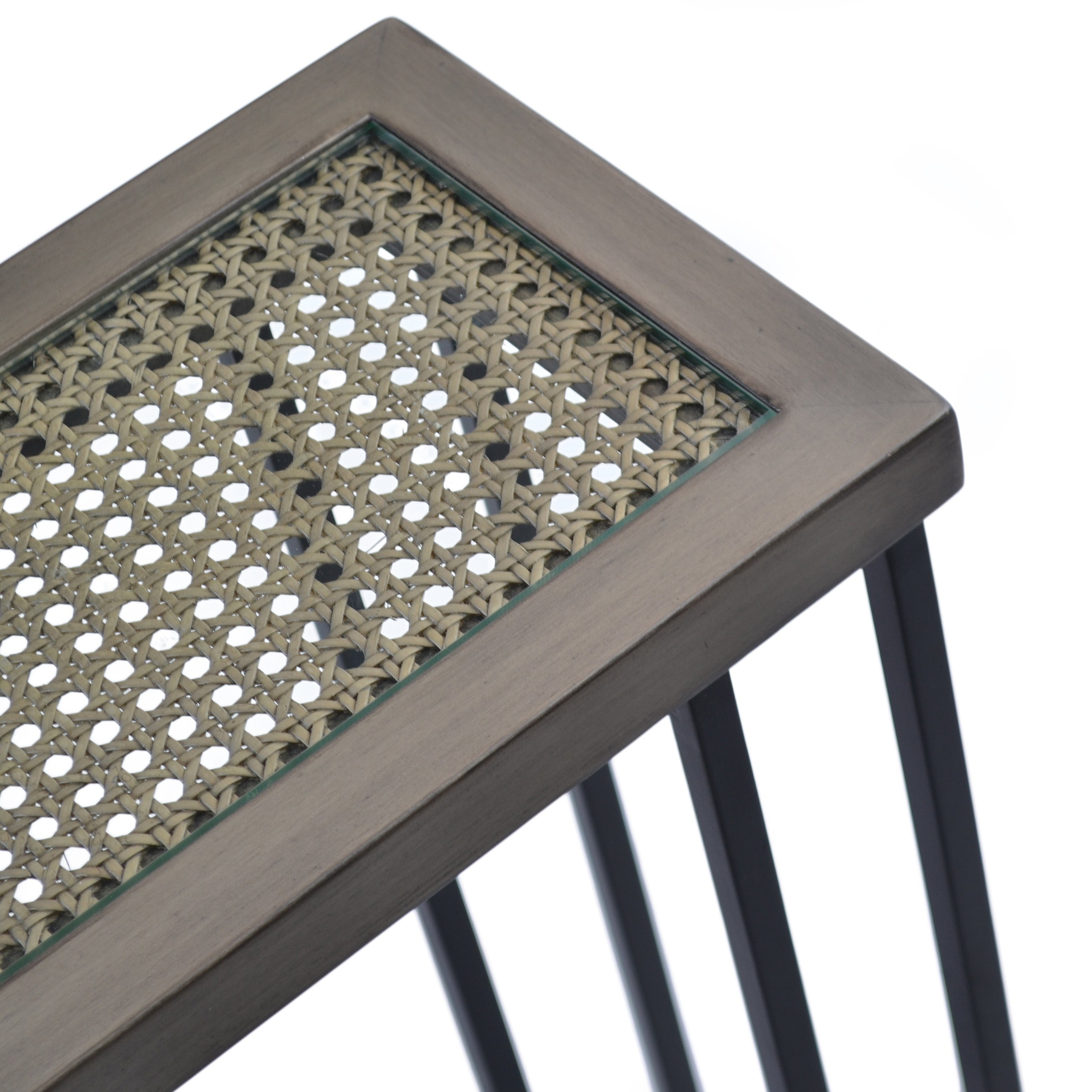 C Tables – Appliqué Jordan